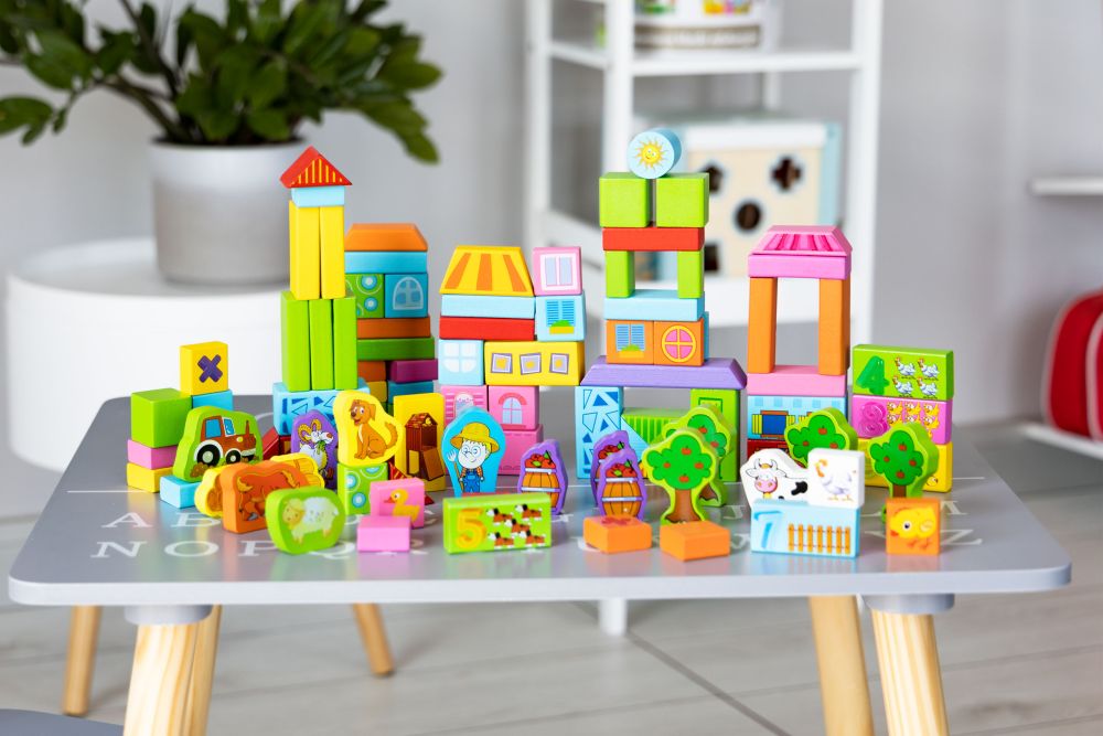 100pcs-Wooden Farm Animals Building Blocks - Biblu box