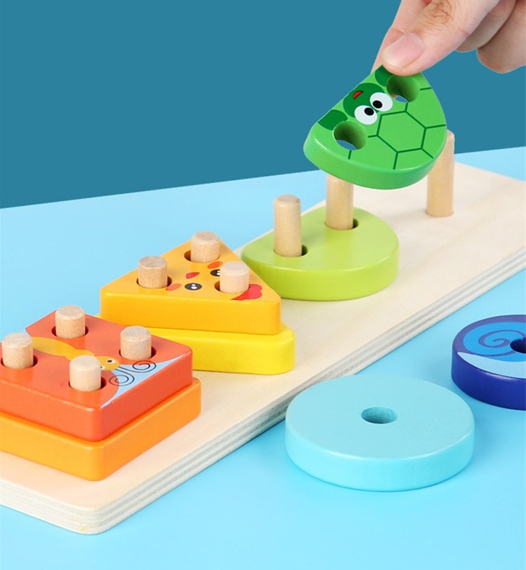 Animal Shape Sorter and Stack - Biblu box